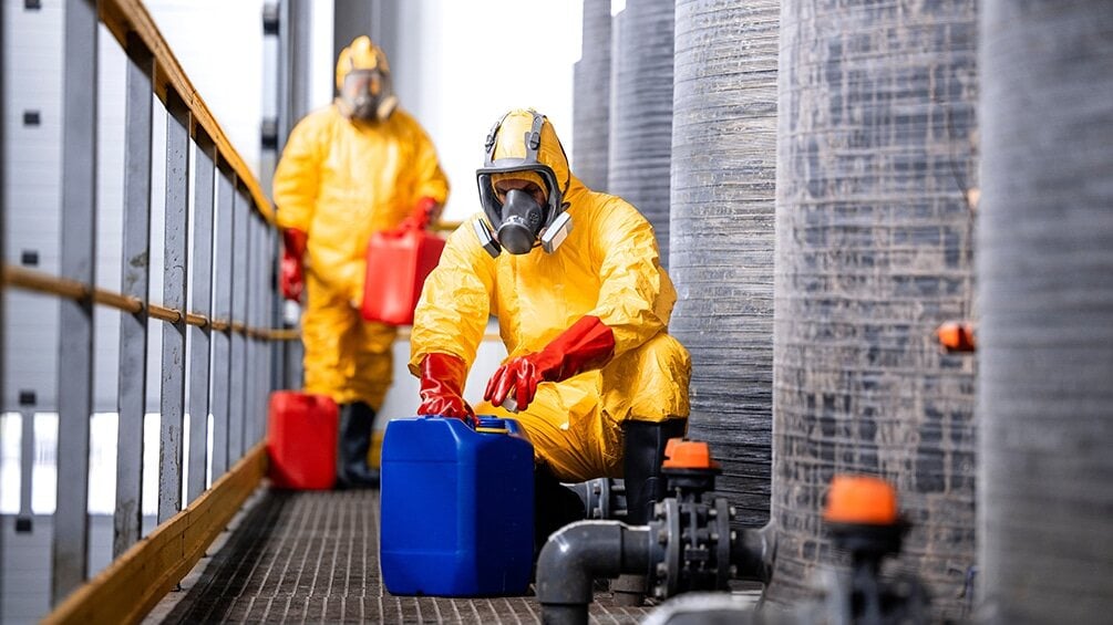 Gefahrgut-Compliance leicht gemacht | Eticor